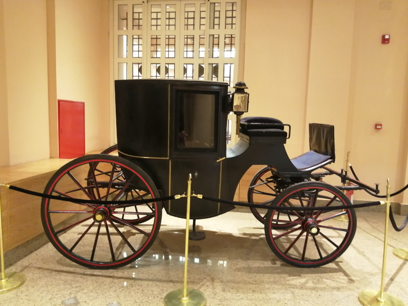 The Royal carriages museum: description, history, photo