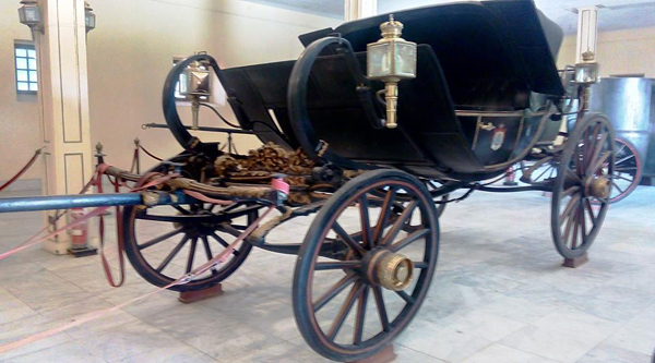 The Royal carriages museum: description, history, photo