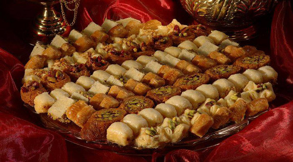 Top 10 Egyptian desserts to try | Basbousa, Kanafeh, Umm Ali, zalabia ...