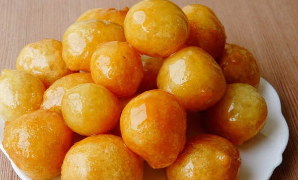 Top 10 Egyptian desserts to try | Basbousa, Kanafeh, Umm Ali, zalabia ...